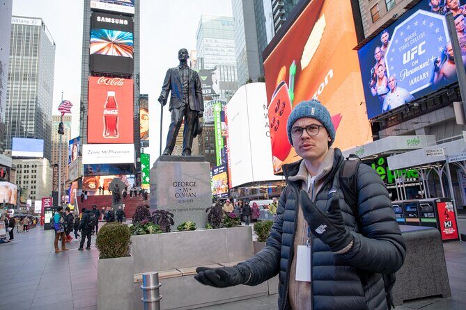 Best of Broadway Story and Secrets Small Group Experience - Key Points