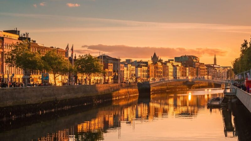 Best of Dublin: Private Walking Tour with a Local - Introduction to the Dublin Private Walking Tour