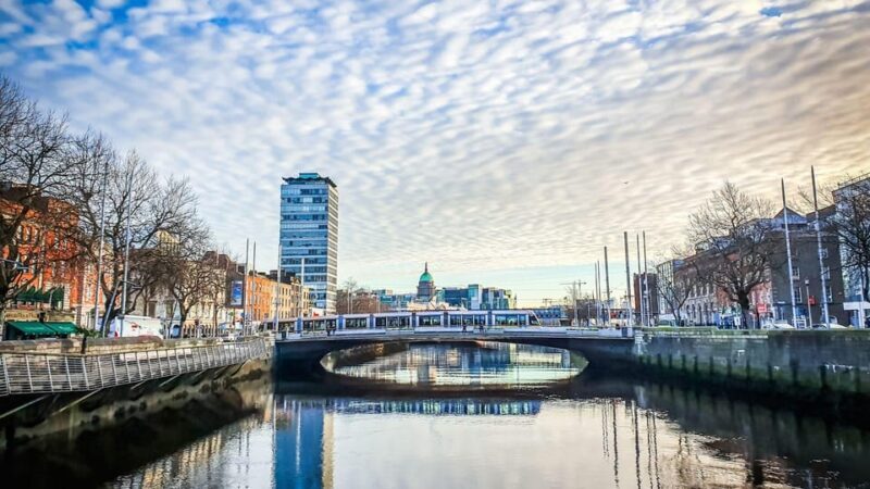 Best of Dublin: Private Walking Tour with a Local - Meeting Points and Tour Details