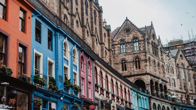 Best of Edinburgh: Private Walking Tour with a Local - An Overview of the Tour Experience