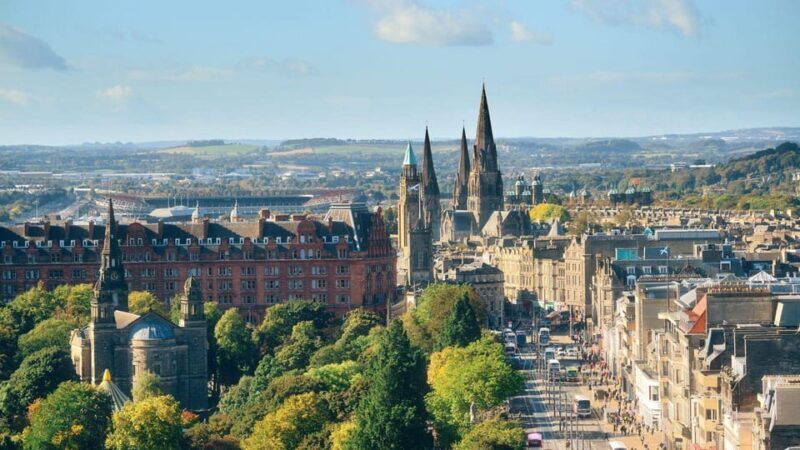 Best of Edinburgh: Private Walking Tour with a Local - The Sum Up