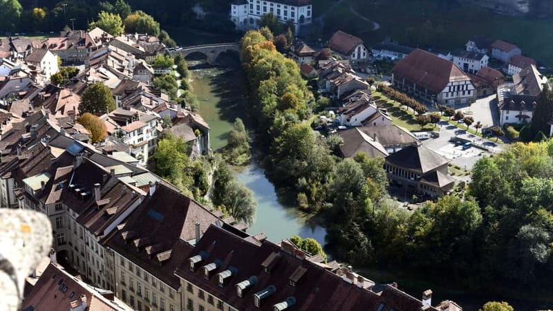 Best of Fribourg: Private Walking Tour with a Local - Key Points