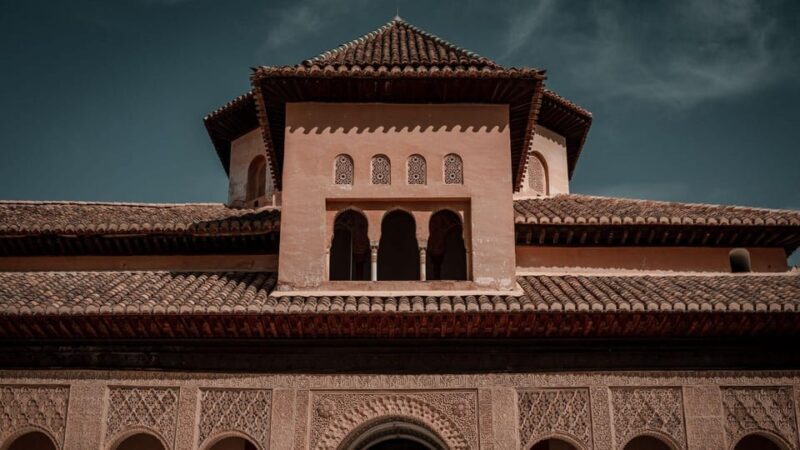 Best of Granada: Private Walking Tour with a Local - The Practical Side: What to Expect