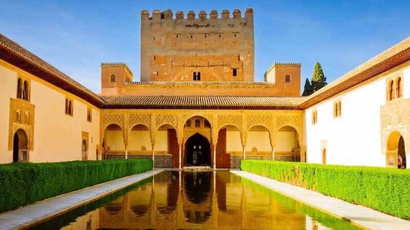 Best of Granada: Private Walking Tour with a Local - Final Thoughts: The Value of a Local Touch