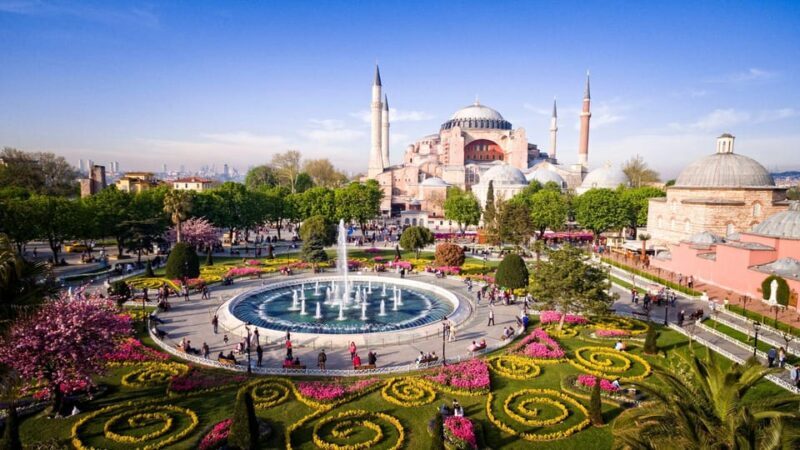Best of Istanbul: Private Walking Tour with Local - Who Should Consider This Tour?