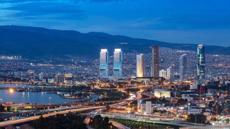 Best of Izmir: Private Walking Tour with a Local - Exploring Izmir with a Local: What to Expect