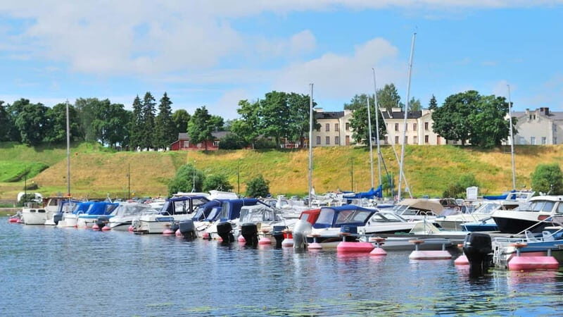 Best of Lappeenranta: Private Walking Tour with a Local - Who Should Consider This Tour?