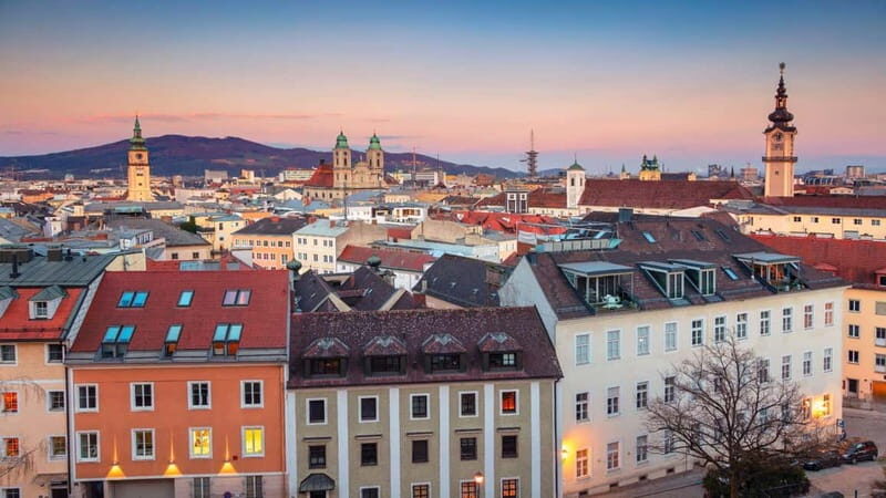 Best of Linz: Private Walking Tour with a Local - Who Should Consider This Tour?