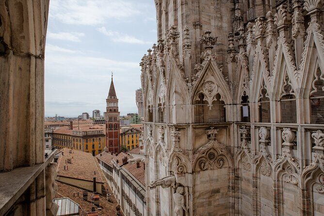 Best of Milan Small-group Walking Tour with Duomo visit - The Cultural Heart: La Scala and Galleria Vittorio Emanuele II