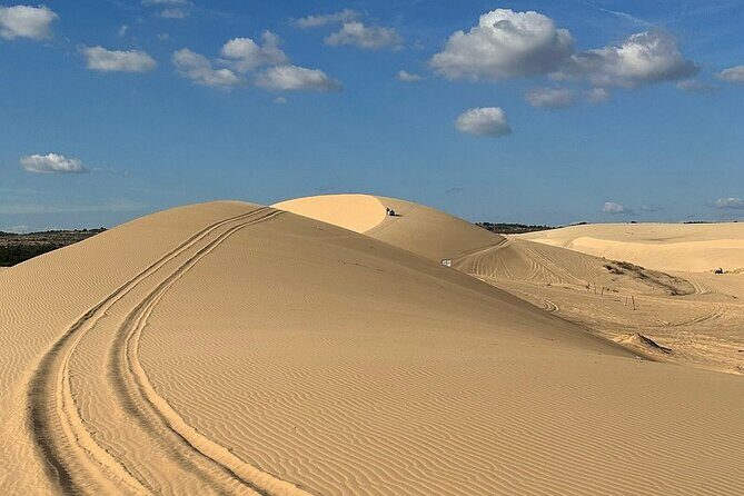 Best of Mui Ne Day Trip: Sand Dunes with Breathtaking Sunset - Return Journey and Local Dinner