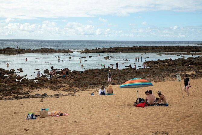 Best Of Oahu: Grand Circle Island Small Group Tour From Waikiki - The Guide and Group Size: Why It Matters