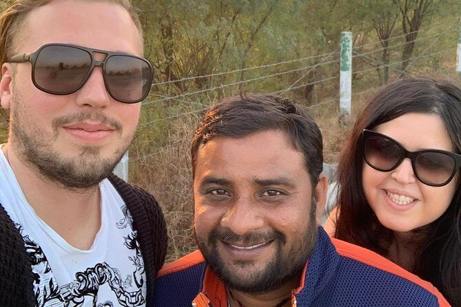 Best of Old Delhi & New Delhi City Tour in 8 Hours - By Car - The Itinerary Breakdown: What to Expect from Your Day