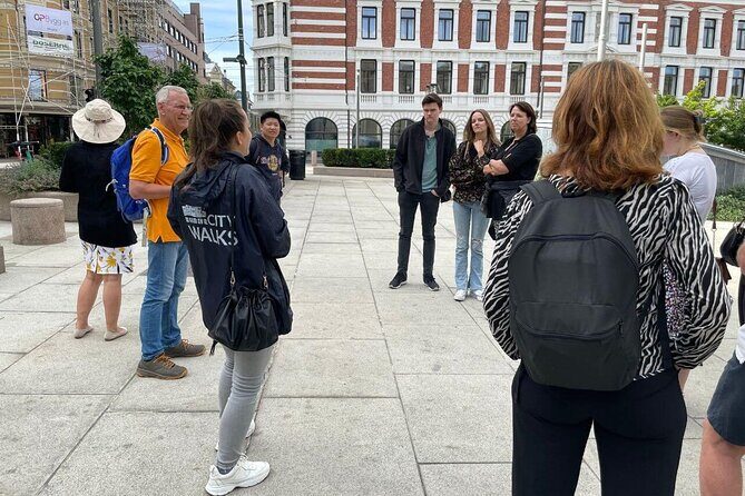 Best of Oslo Guided Walking Tour - Oslo’s Theatre and Royal Residence