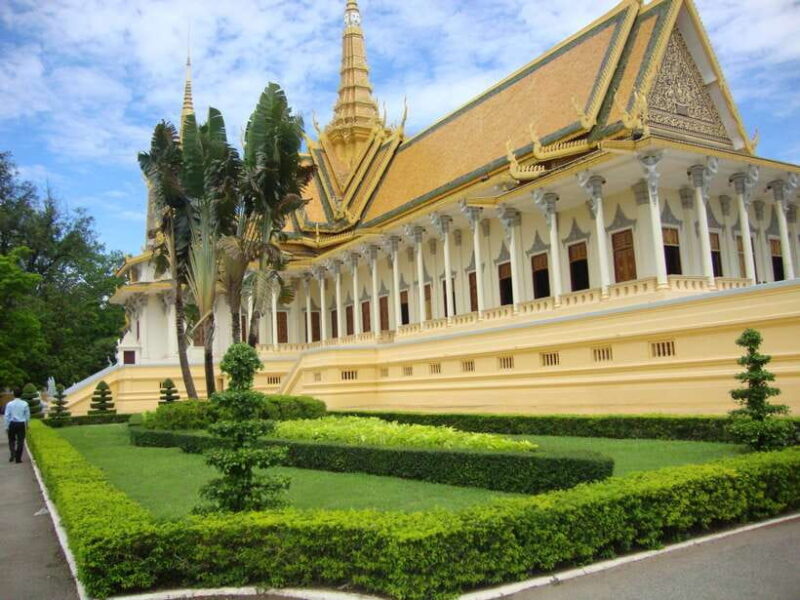 Best of Phnom Penh: Half-Day Private City Tour - An In-Depth Look at the Tour Experience