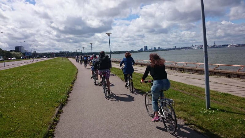Best of Tallinn 2-Hour Bike Tour - Experience Overview: What to Expect on the Tour