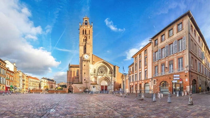Best of Toulouse: Private Walking Tour with a Local - Exploring Toulouse in a New Light: A Personal Touch with a Private Local Guide