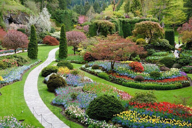 Best of Victoria Group Tour w/ Malahat Skywalk & Butchart Gardens - Key Points