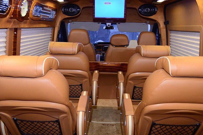 Best Sapa 2 Days 1 Night with Luxury Limousine 9 Seater-Nature & Culture Explore - Day Two: Villages, Hiking, and Return