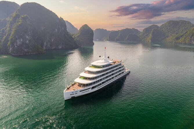 BEST SELLER - 2 Day 1 Night HALONG bay cruise with All-Inclusive - Key Points