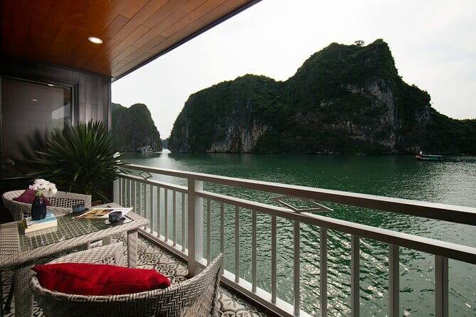 BEST SELLER - 2 Day 1 Night HALONG bay cruise with All-Inclusive - The Sum Up