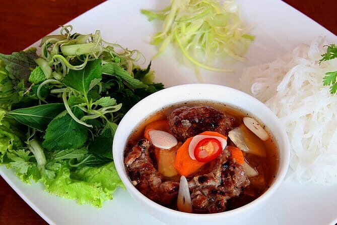 Best Selling Hanoi Street Food Walking Tour Small Group of 9 - Detailed Breakdown of the Itinerary