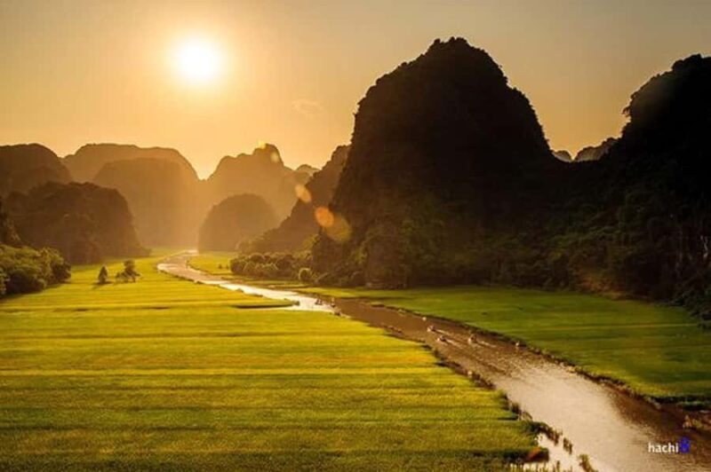 BEST SELLING TOUR Hoa Lu, Tam Coc/Trang An Eco, Mua Cave - Introduction: Why This Tour Might Be Just Right for You