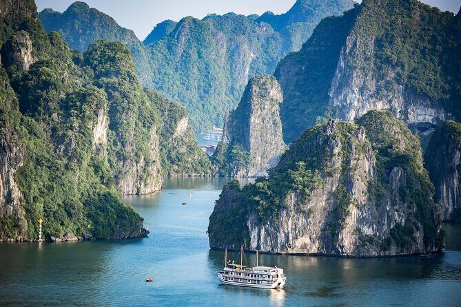 BEST UNIQUE 3-Day Halong Bay Cruise, Lan Ha & Cat Ba Island - What’s Included and What’s Not?