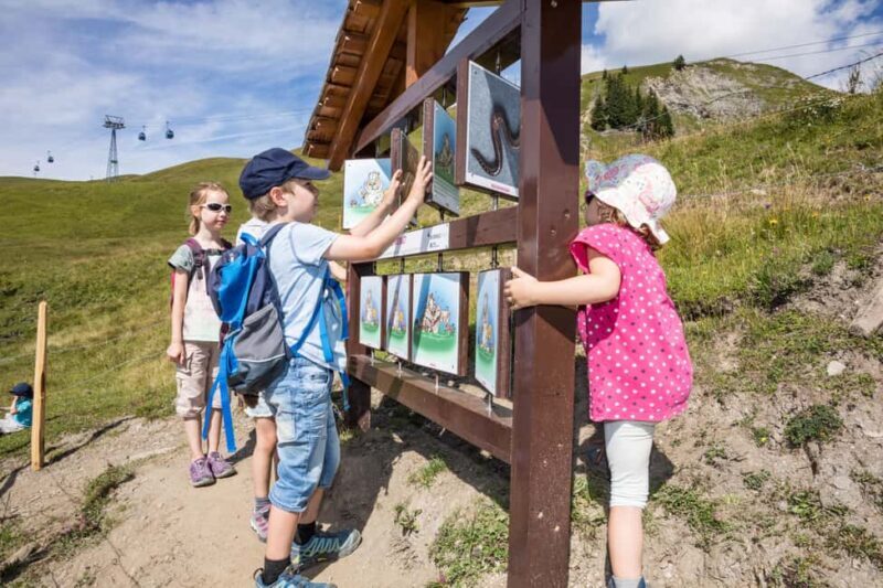 Betelberg: Marmot Trail with Interactive Play Stations - A Practical and Playful Adventure in the Swiss Alps: The Betelberg Marmot Trail