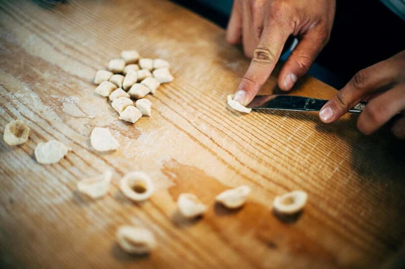 Between Bari and Matera: Fresh pasta and lunch or dinner in my organic garden - Authentic Apulian Pasta and Garden Lunch: A Review of the Experience