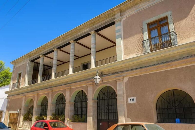 Between haciendas and temples: a tour of the mining heart of Pastita - Exploring Guanajuato’s Origins on Foot