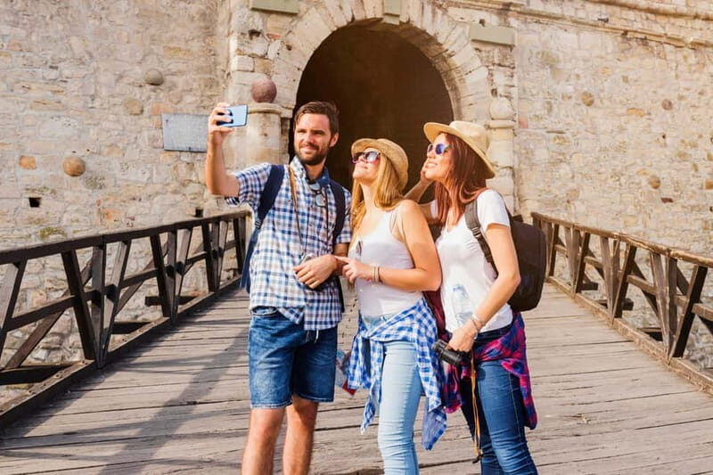 Béziers: Express Walk with a Local - The Landmarks and Their Stories