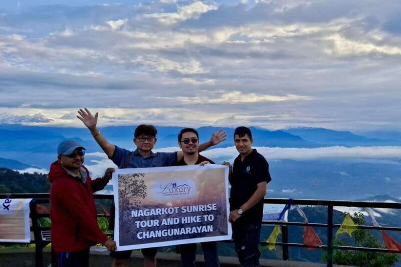 Bhaktapur and Nagarkot Day Tour with Lunch - Private/Group - Key Points
