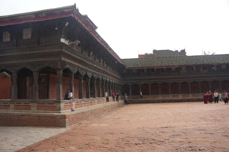 Bhaktapur: Visit 3+ Ponds, Durbarsquare & 5+ Food Testing - What Travelers Say