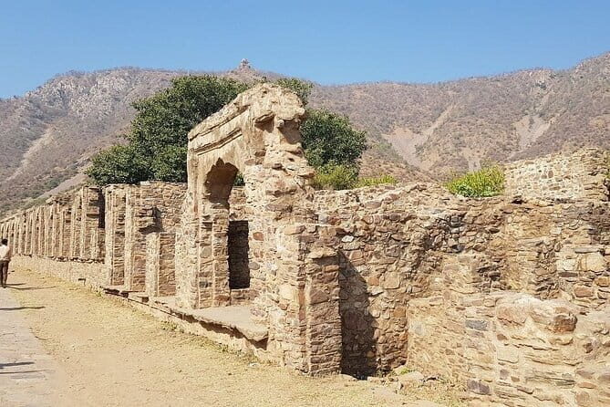 Bhangarh Fort Abhaneri and the Monkey Temple Day Trip from Jaipur - Bhangarh Fort: The Haunted, the Historic, and the Photogenic