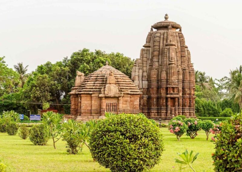 Bhubaneswar: 2 Hours Guided Heritage & Cultural Walking Tour - Deep Dive into the Tour Itinerary