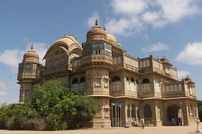 Bhuj, Rann of Kutch & Mandvi Beach: The Art, Craft & Nature Tour - Who Will Love This Tour?
