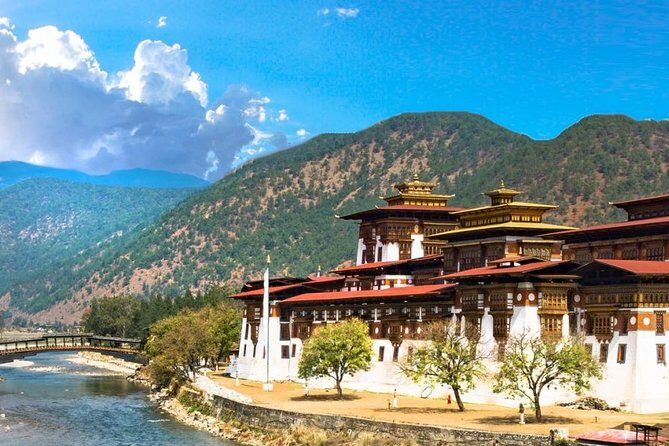 Bhutan Tour - 3 DAYS 2 NIGHTS - Authentic Experiences and Genuine Impressions