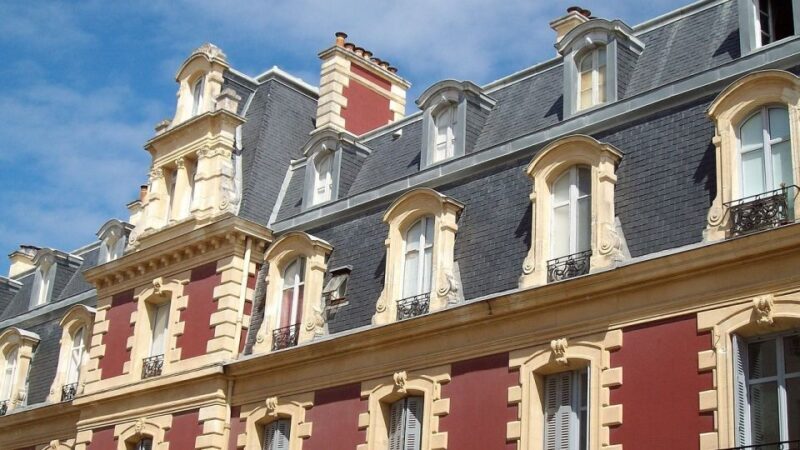 Biarritz: 2-Hour Private Guided Walking Tour - A Closer Look at the Tour Experience