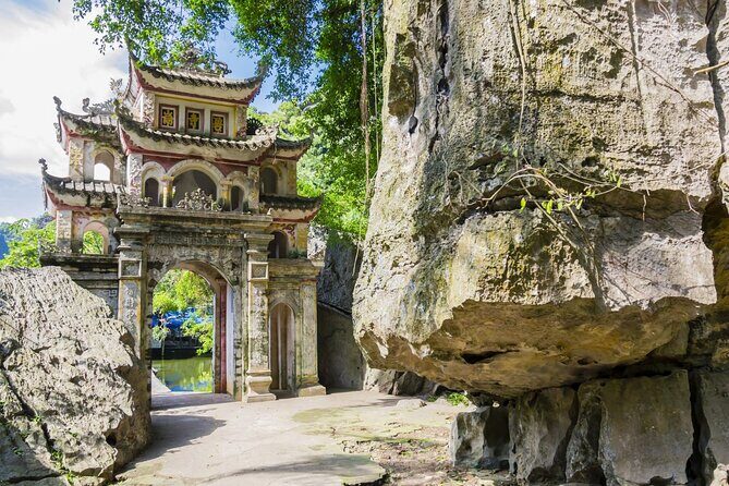 Bich Dong Trang An Day Tour: Cycling, Boating &Local Family Visit - An In-Depth Look at the Ninh Binh Experience