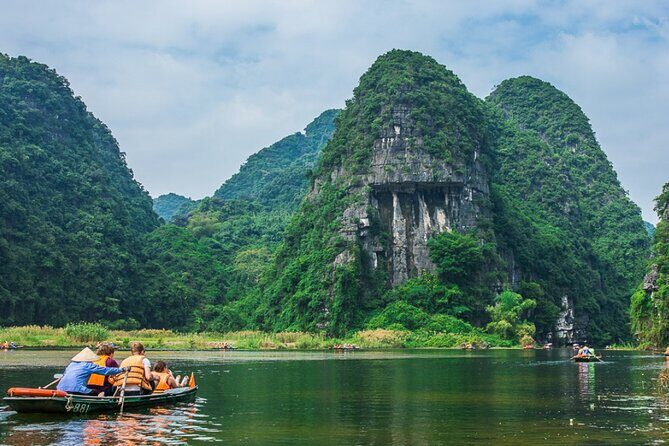 Bich Dong Trang An Private Day Tour Visit Local Family & Boating - Starting Early from Hanoi