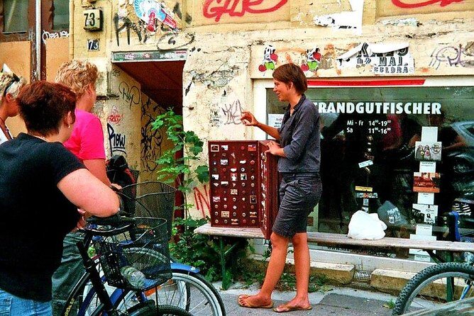 Bicycle tour through the "other" Hamburg (min.4) - A Closer Look at This Hamburg Bicycle Tour