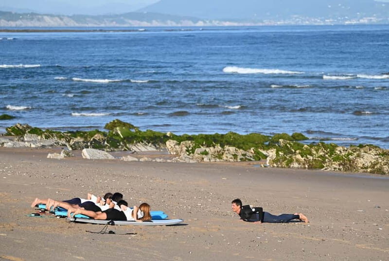 Bidart: Enjoy surfing with experienced and friendly teachers - Setting and Location