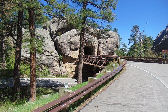 Big 3 Must See Black Hills 80 Mile Mini Road Trip - Analyzing the Value
