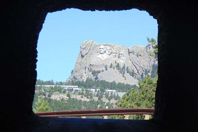 Big 3 Must See Black Hills 80 Mile Mini Road Trip - The Sum Up