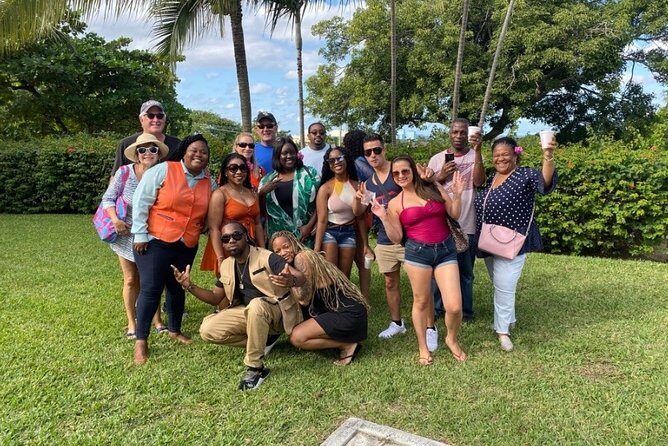 Big Bus Private Tour (minimum of 15) - Who Will Love This Tour?