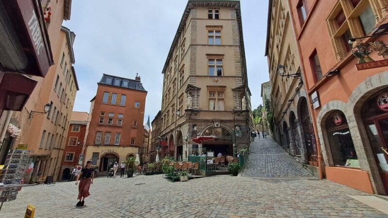 Big traboules in Little Lyon : private walking tour - Key Points
