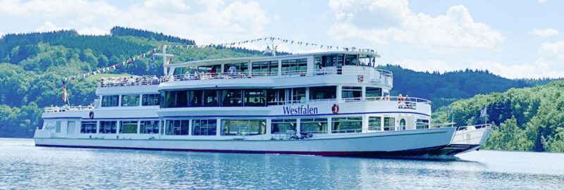 Biggesee: Boat Tour with All-inclusive cake buffet - Who Should Consider This Experience?
