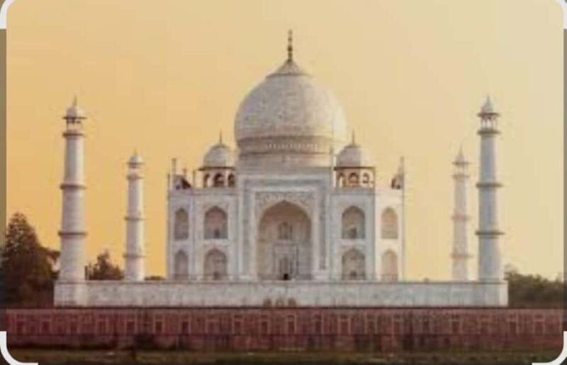 Bijli Ghar & Taj Mahal Tour from Bangalore by Flight - The Experience: Breaking Down the Day
