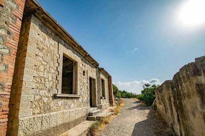 Bike-Nic Half Day Tour to the Bunkers of Monte Enfola - Final Thoughts: Who Will Love This Tour?