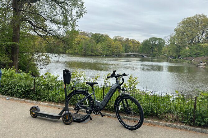 Bike Rentals in and around Central Park New York City (1 hours) - Exploring New York City on Two Wheels: Bike Rentals Near Central Park